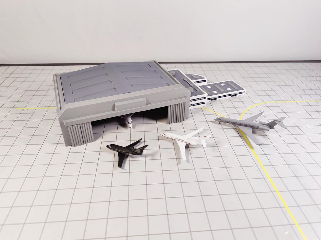 AIRPORT FBO Business Jet Terminal + Hangar Aircraft Building Diorama 1: ...