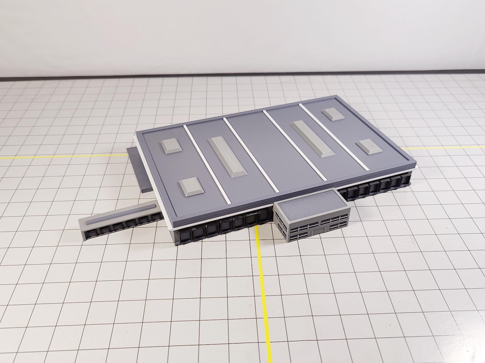 CARGO TERMINAL Building Facility Airport Aircraft GSE Model 1:400 Scale ...