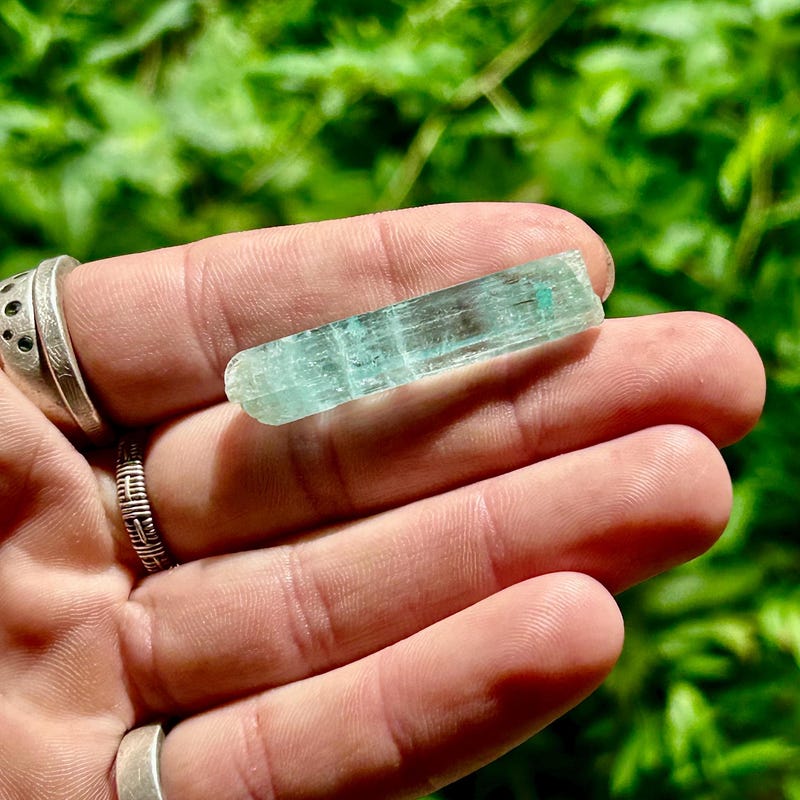 Raw Beryl - Etsy
