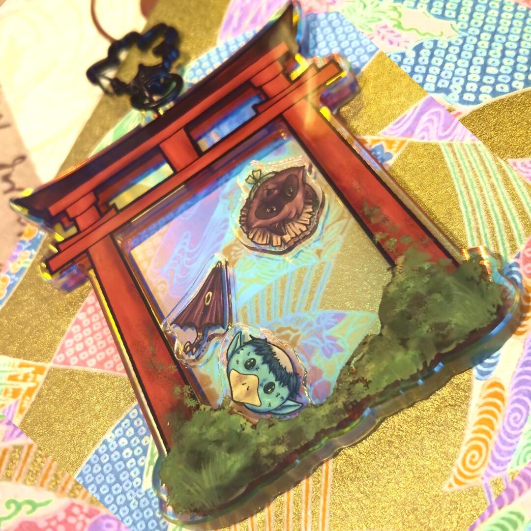 Japanese Torii Gate and Yokai Shaker Acrylic Keychain - Etsy