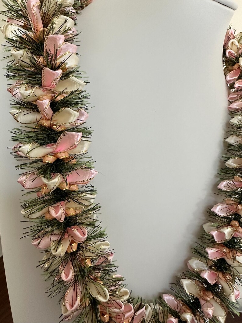 Pink and White Tahitian Gardenia Lei - Etsy