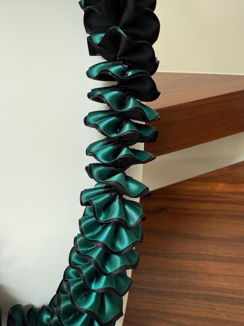 2 Color Graduation Lei Hunter Green & Sheer Black - Etsy