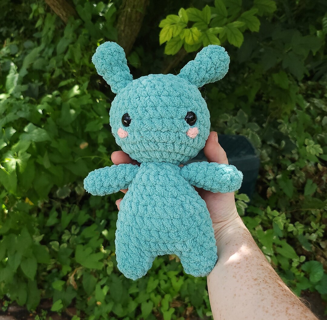 Crochet Alien, Alien Plushie, Soft Teal Alien, Cute Amigurumi Alien ...
