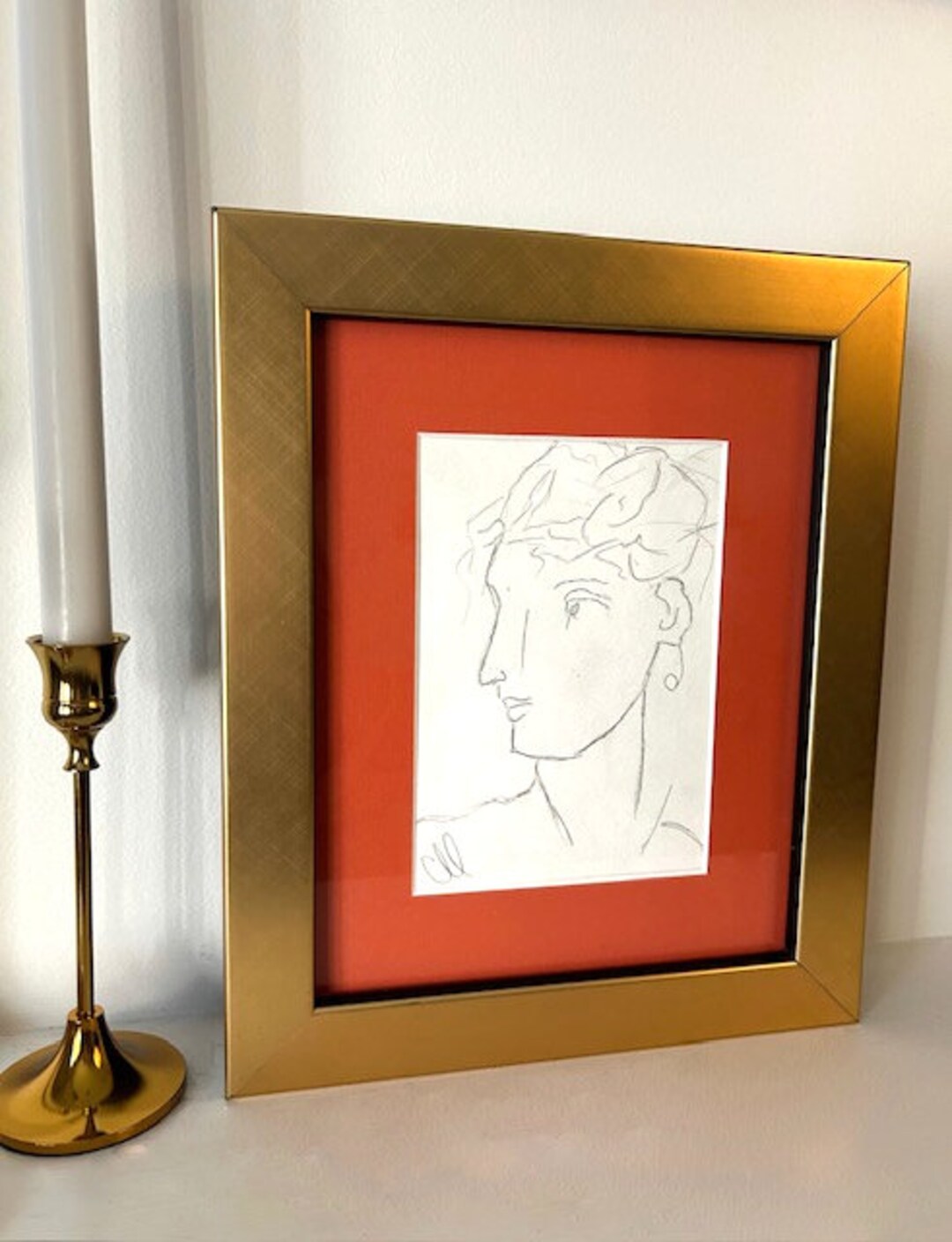 Female Portrait Sketch in Gold Frame Simplistic Drawing of Woman's Face ...