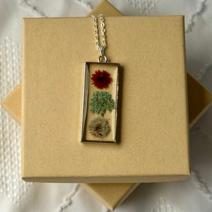 Tri Color Pressed Flower Pendant - Etsy