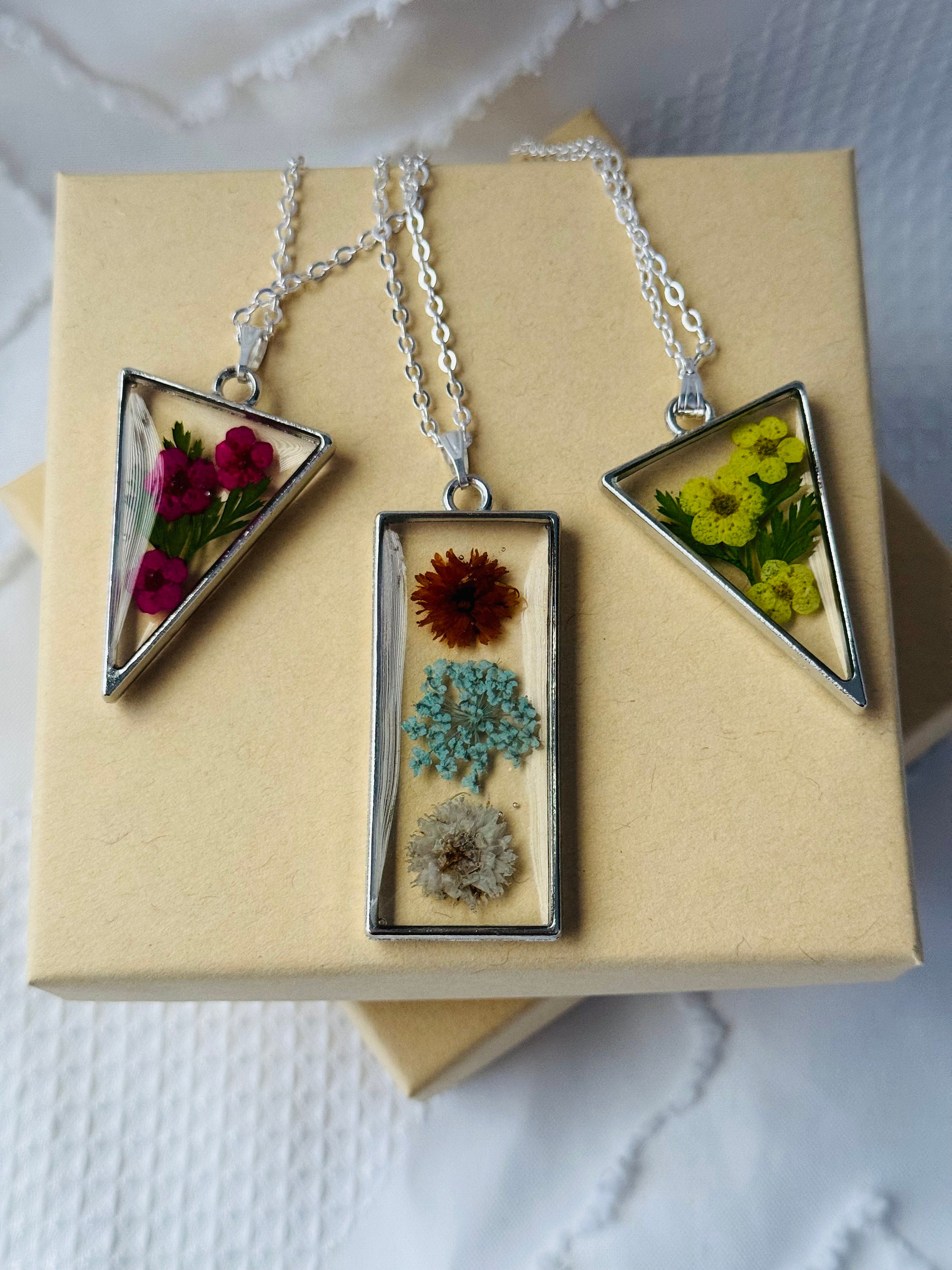 Tri Color Pressed Flower Pendant - Etsy