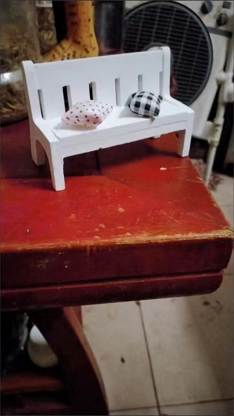 Creative Wooden Home Decor Mini Chair: Cute Desktop Decoration ...
