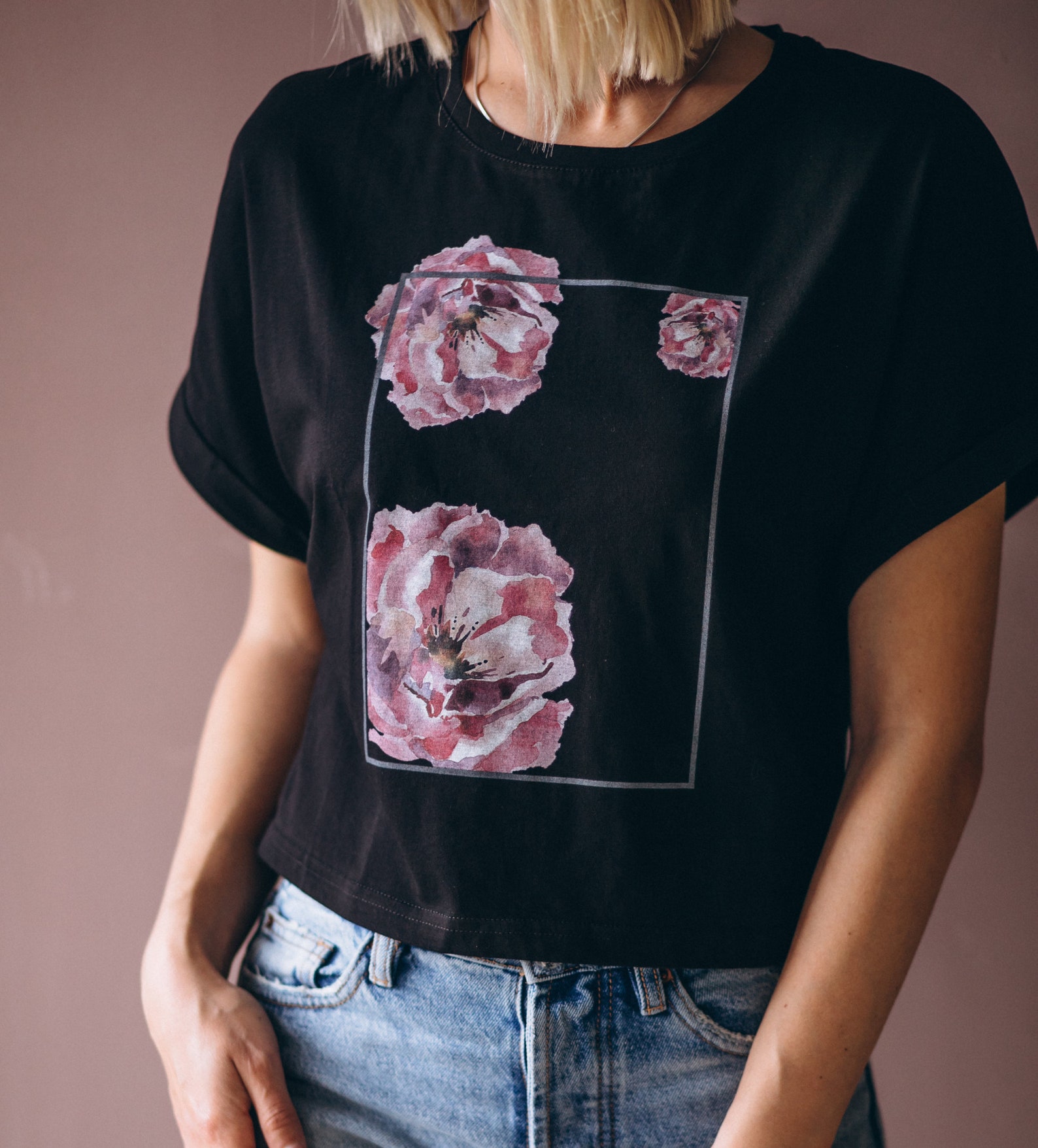 Personalized Vintage Rose Graphic T-shirt - Etsy