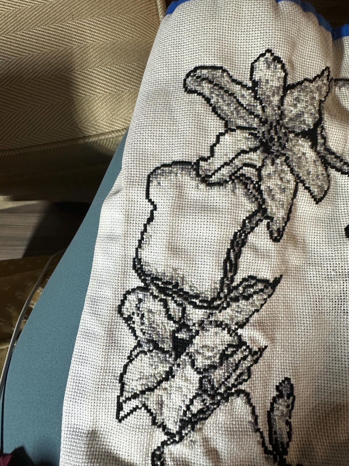 Live Laugh Toaster Bath Cross Stitch Pattern: Snarky Lily Greyscale ...