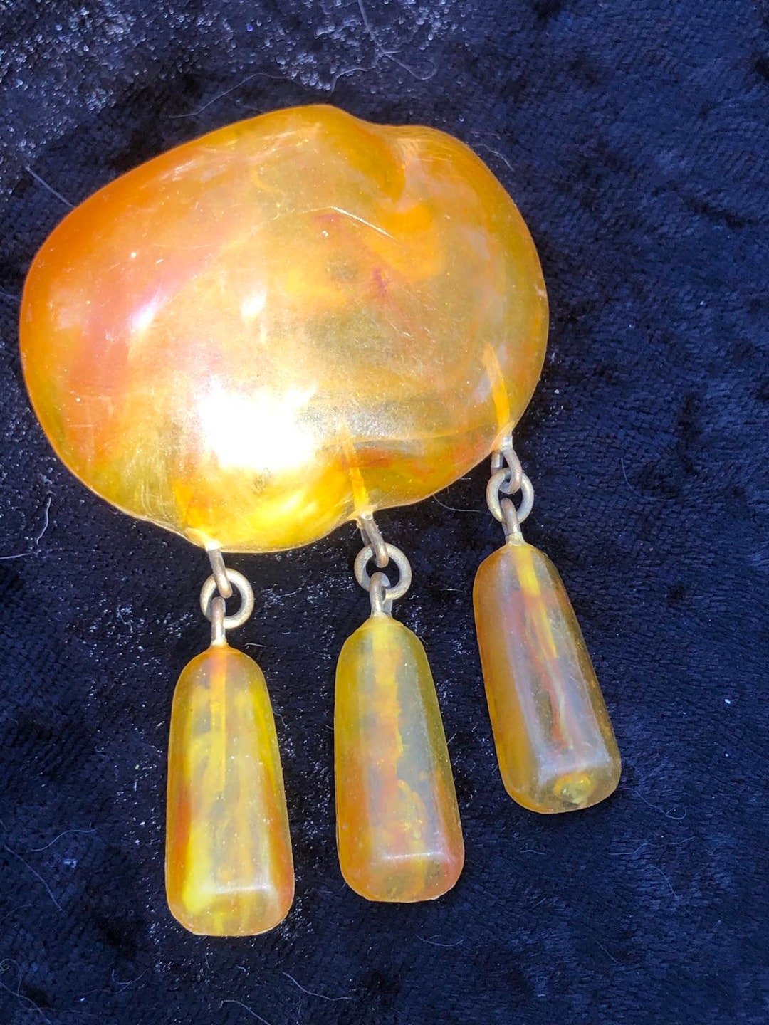 Large Vintage Amber Brooch. - Etsy
