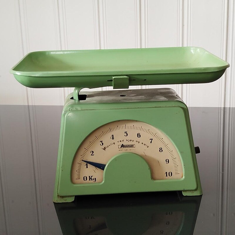 Vintage Metal Scale - Etsy