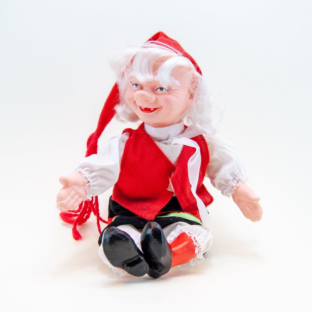 Scandinavian Christmas Elf Woman - Swedish Norwegian Denmark Nissemor ...