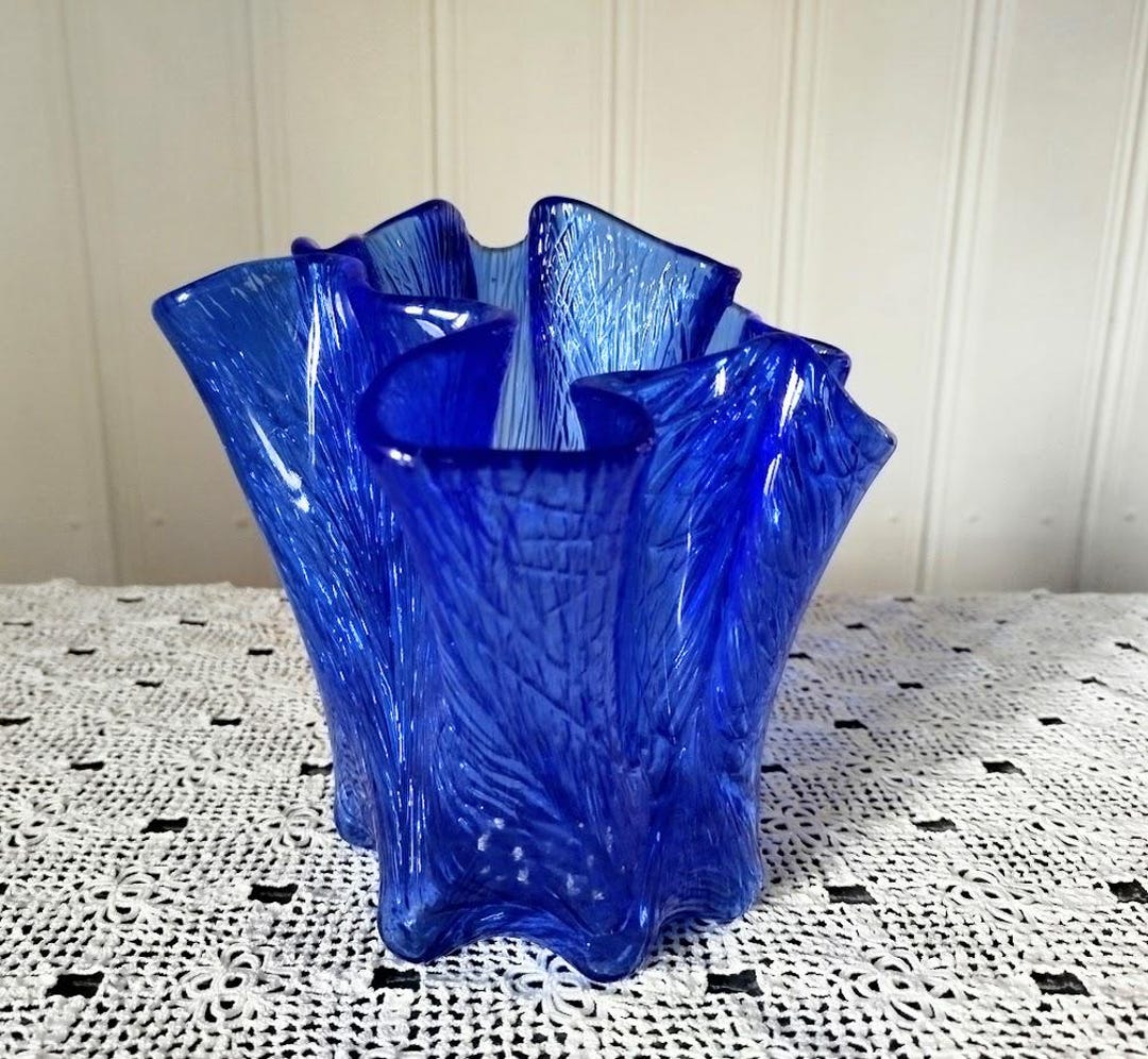 Hadeland of Norway Furu Cobalt Blue Glass Handkerchief Vase 8" Freeform ...