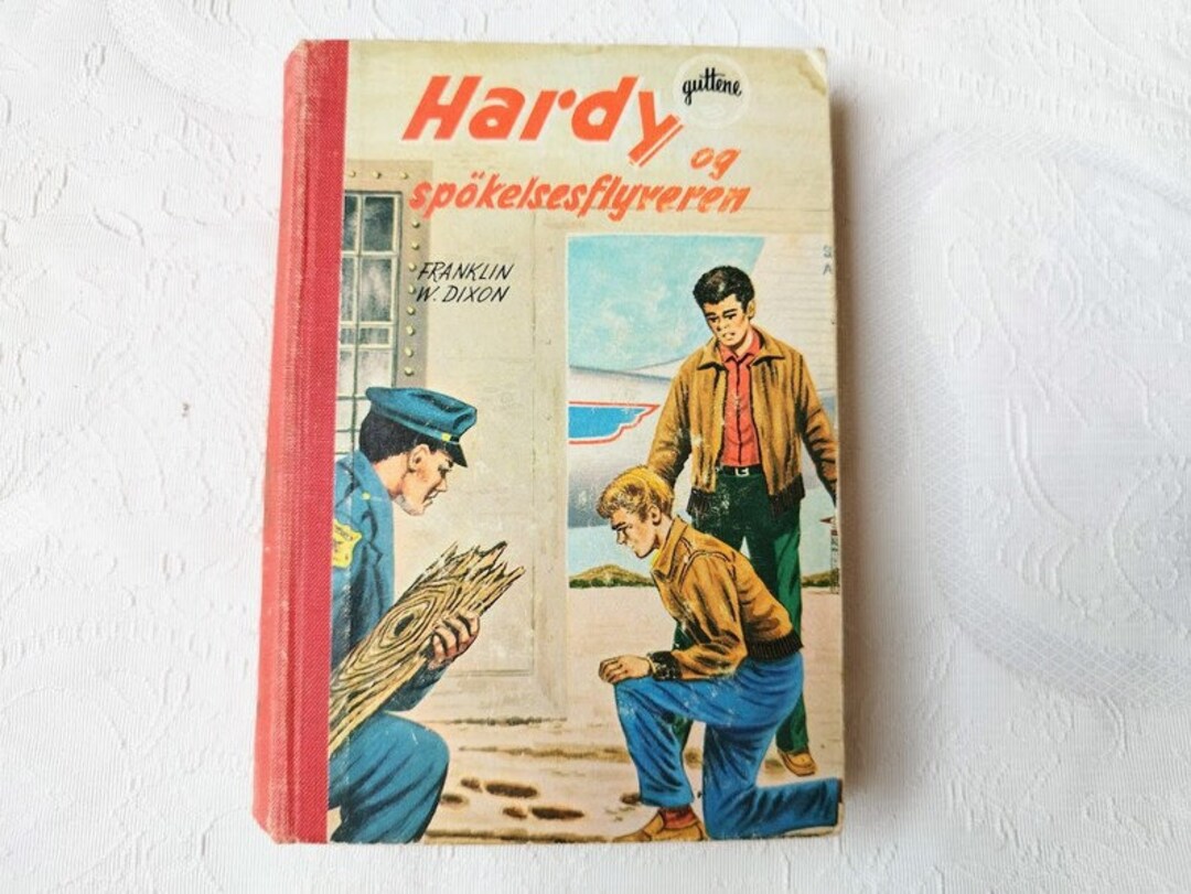 The Hardy Boys Norwegian Book - -the Great Airport Mystery - Franklin W ...