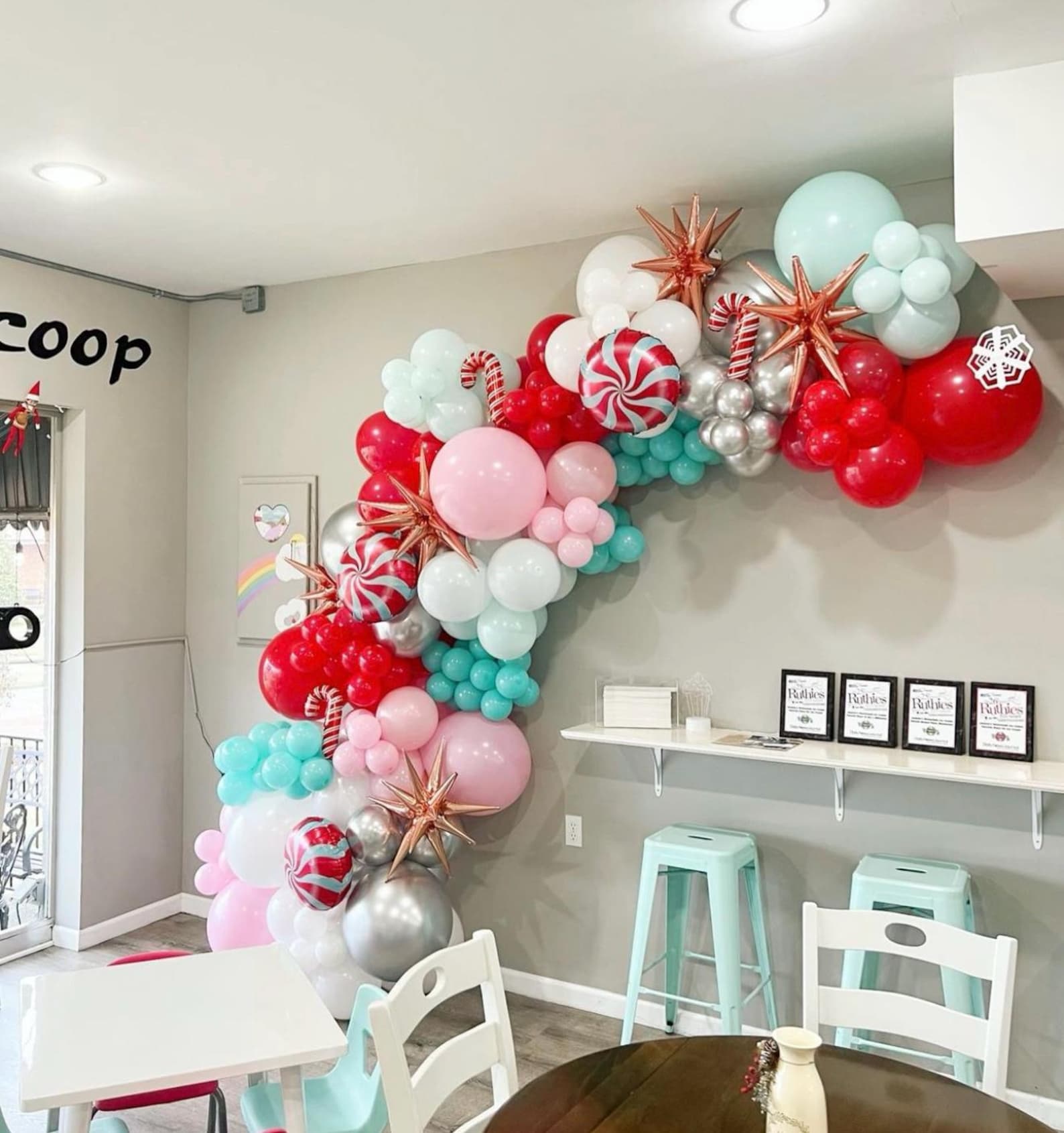 Holly Jolly Balloons- Holiday Balloons- Merry Christmas Balloons ...