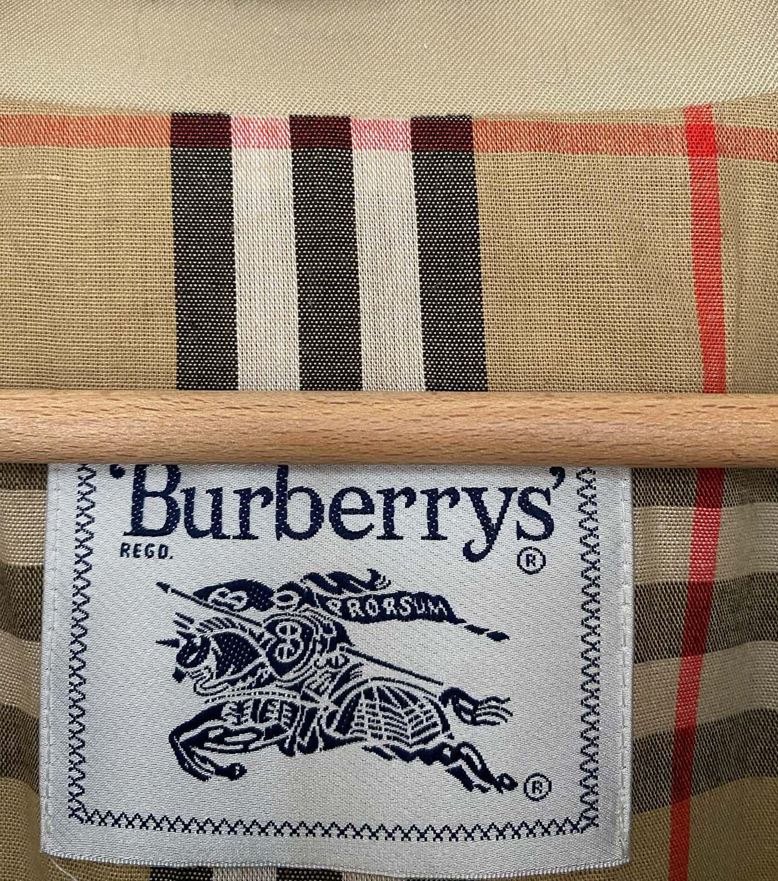 Burberry Vintage Oversized Trench Coat With Belt, Size M. Vintage Beige Trench Coat for Women ...