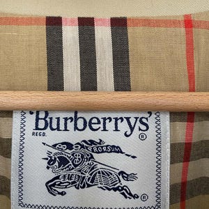 Burberry Vintage Oversized Trench Coat With Belt, Size M. Vintage Beige ...