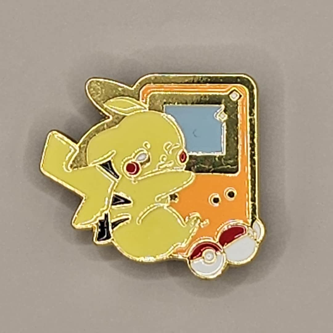 Gameboy Pikachu | Enamel Pin | Pokémon - Etsy