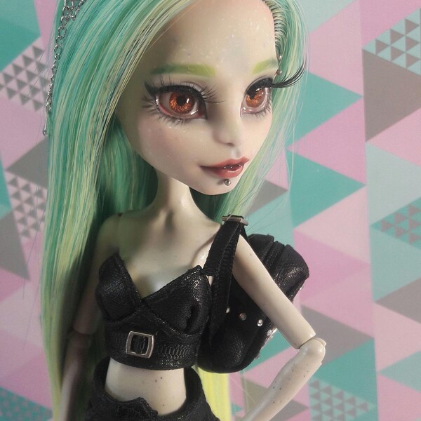 Monster High Skull - Etsy