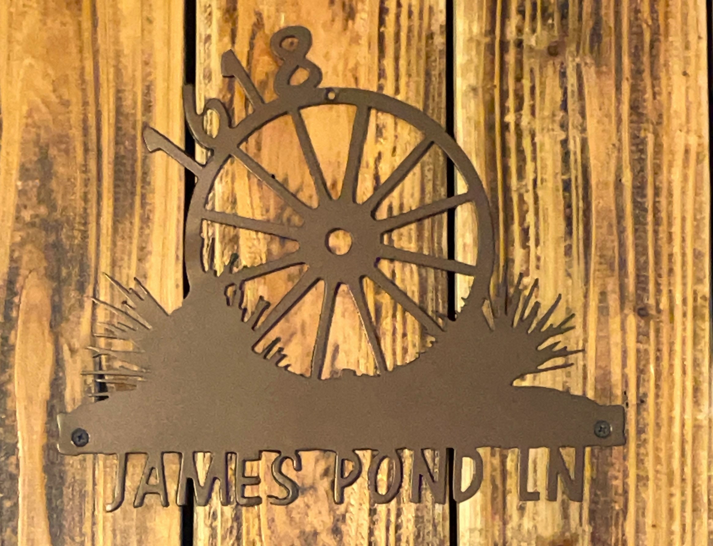 Address Sign: Wagon Wheel - Etsy