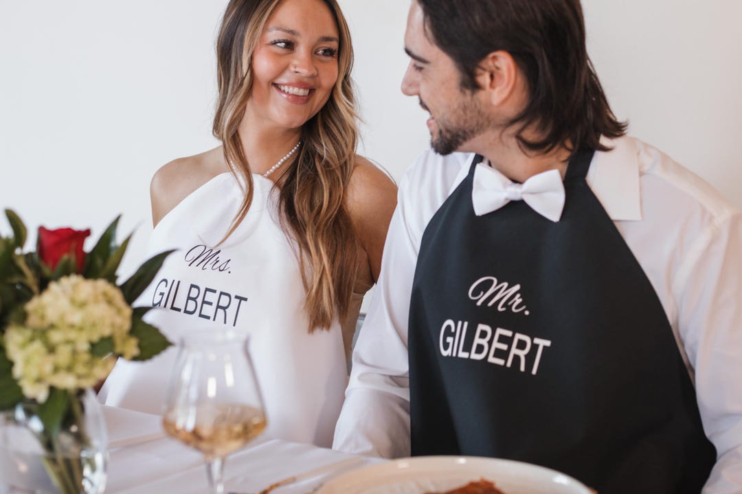 Personalized Wedding Bib Set | Custom Bibs| Couples Bibs - Etsy
