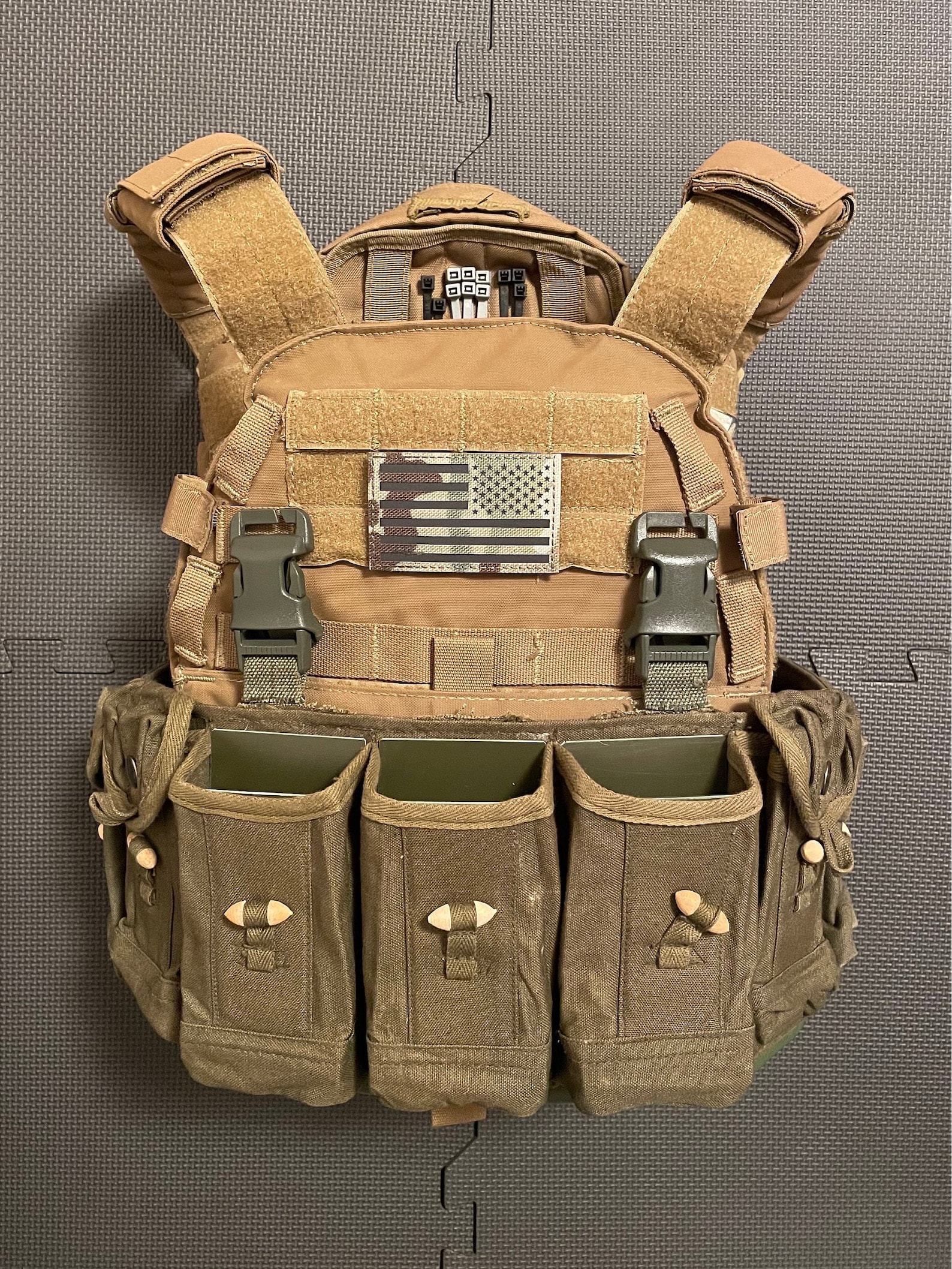 Placard Chest Rig Type 63 - Etsy Canada