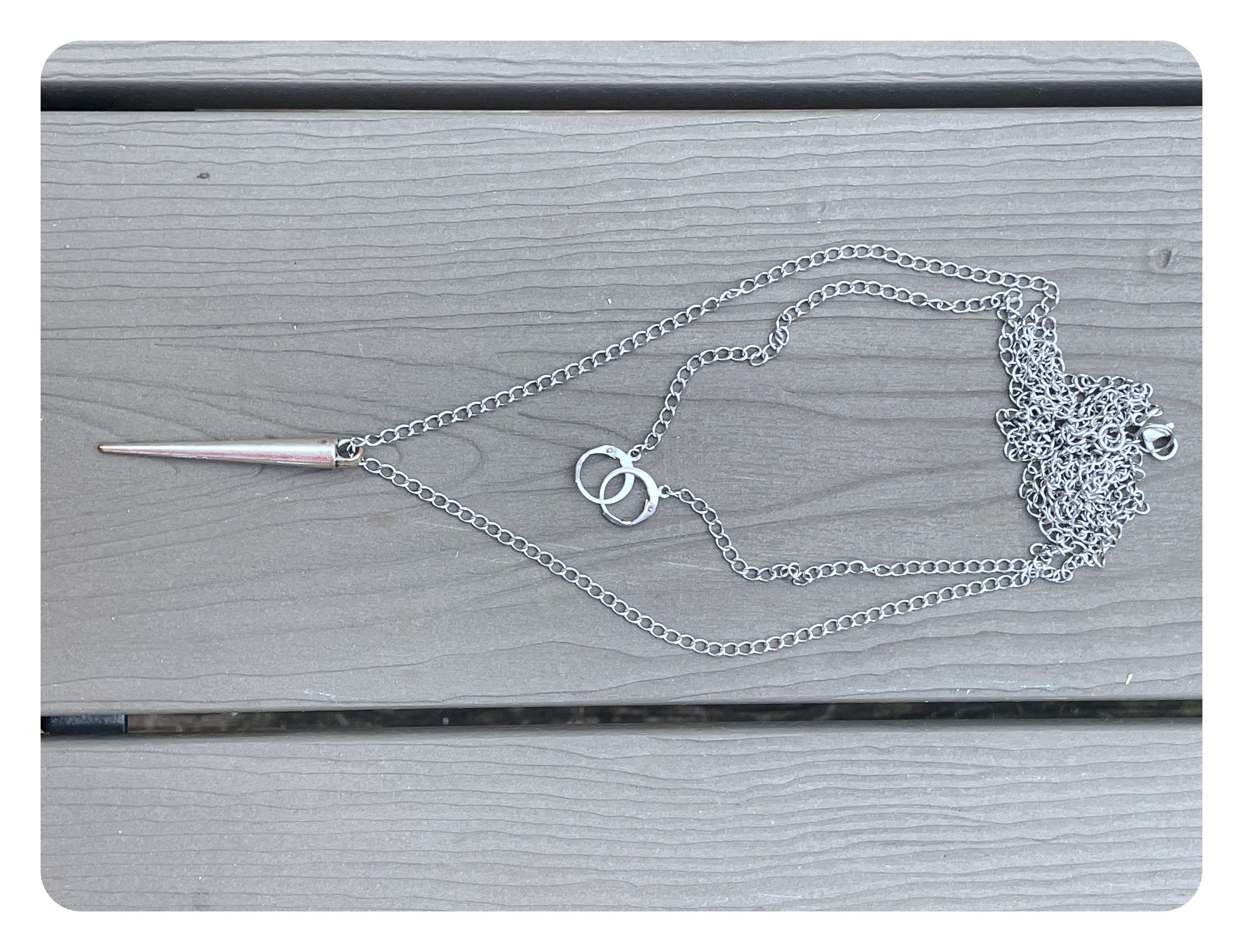 Cute Loop Earplug Holder, Necklace Neurodivergent Sensory Aid Accessory ...