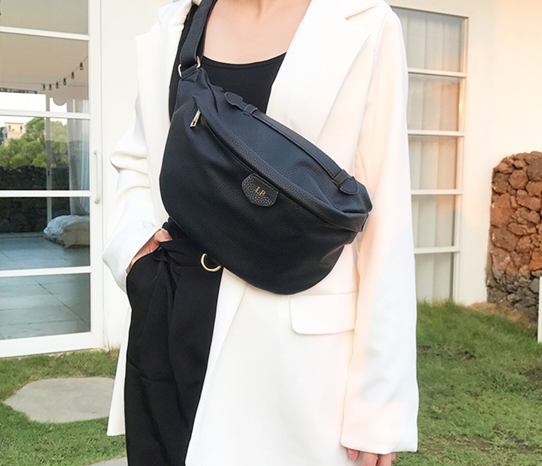 Large Black Leather Bum Bag, Black Leather Waist Bag, Personalized ...