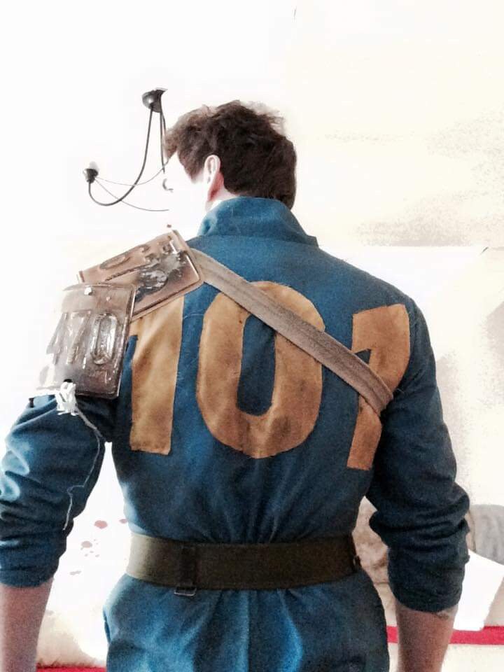 Post-apocalyptic Style License Plate Shoulder Armour - Etsy