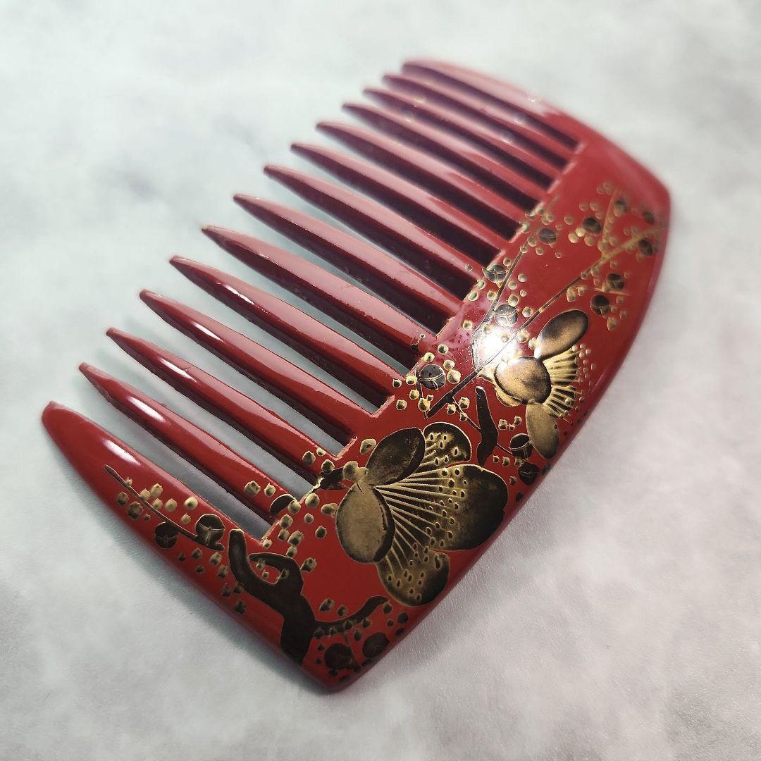 Traditional Japanese Kushi Lacquer Comb - Maki-e Wooden Hair Accessory ...