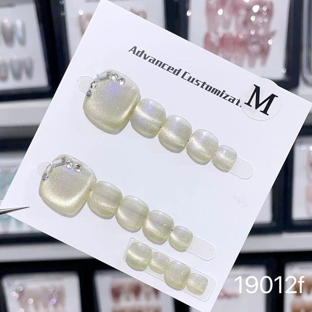 White Cat Eye Press on Toe Nails Perfect for Summer Wedding, Birthday ...