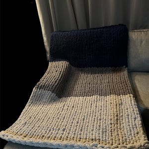 Chunky Knit Throw Blanket | Baby Blanket | Cozy Hand Knit Throw - Etsy
