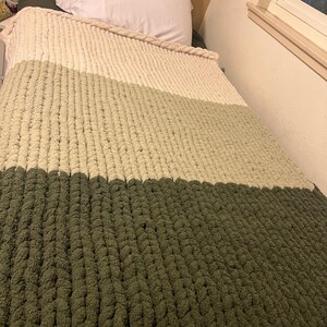 Chunky Knit Throw Blanket | Baby Blanket | Cozy Hand Knit Throw - Etsy