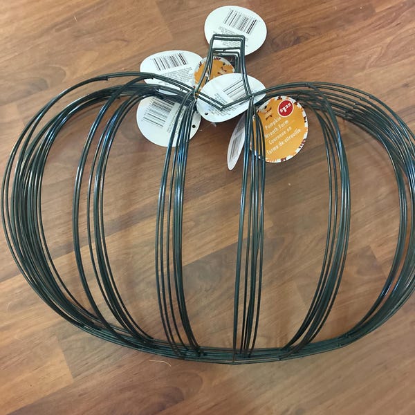 Wire Wreath Forms - Etsy