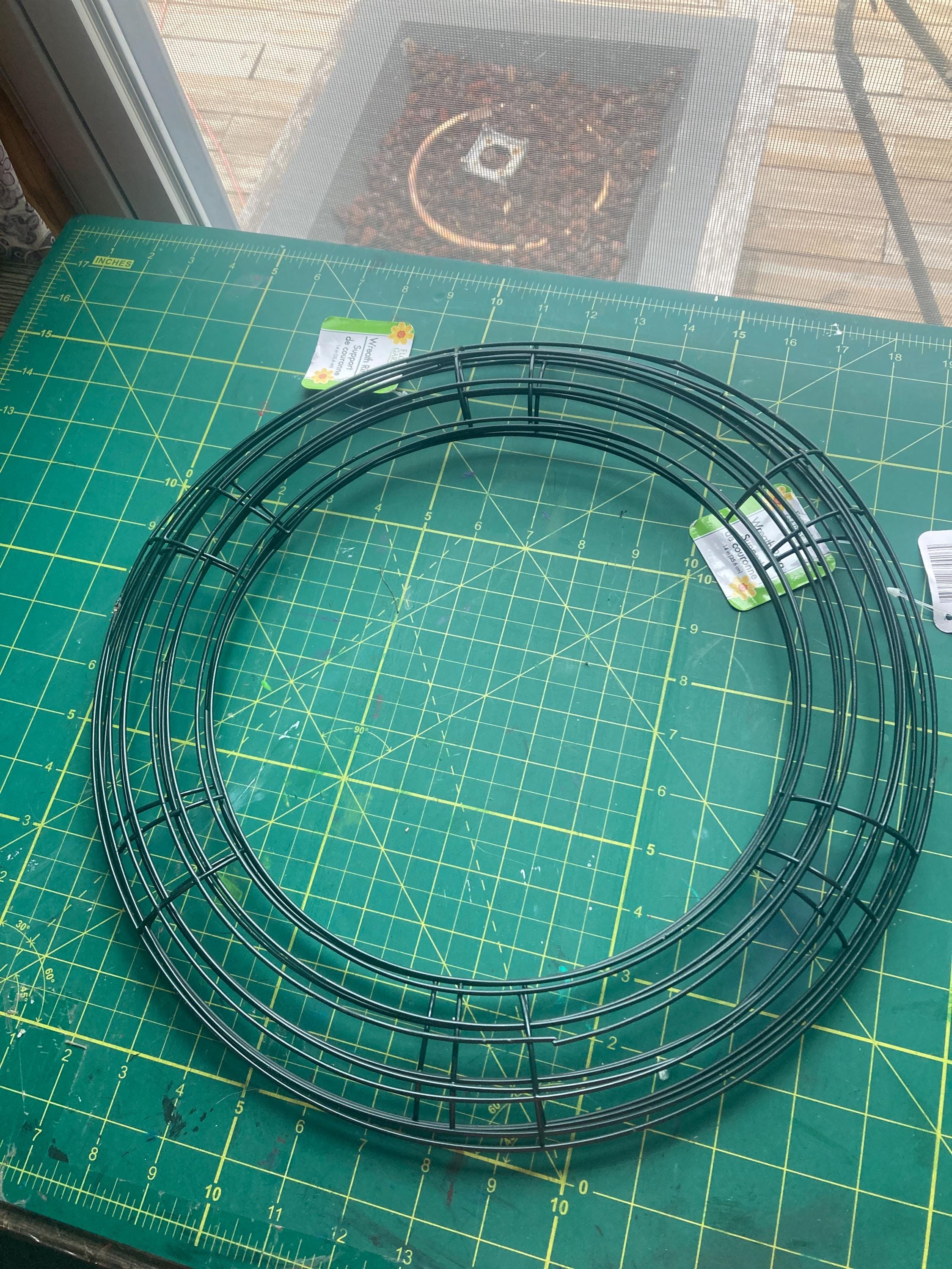 14 Inch Wire Wreath Frame - DIY Holiday Decor - Etsy