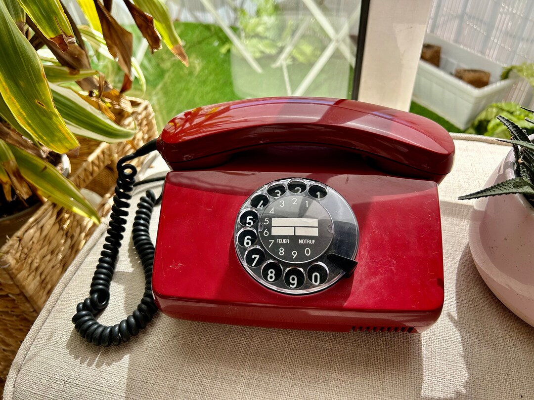 Antique Vintage Telephone FETAP 791-1 Cherry Color original, Not ...