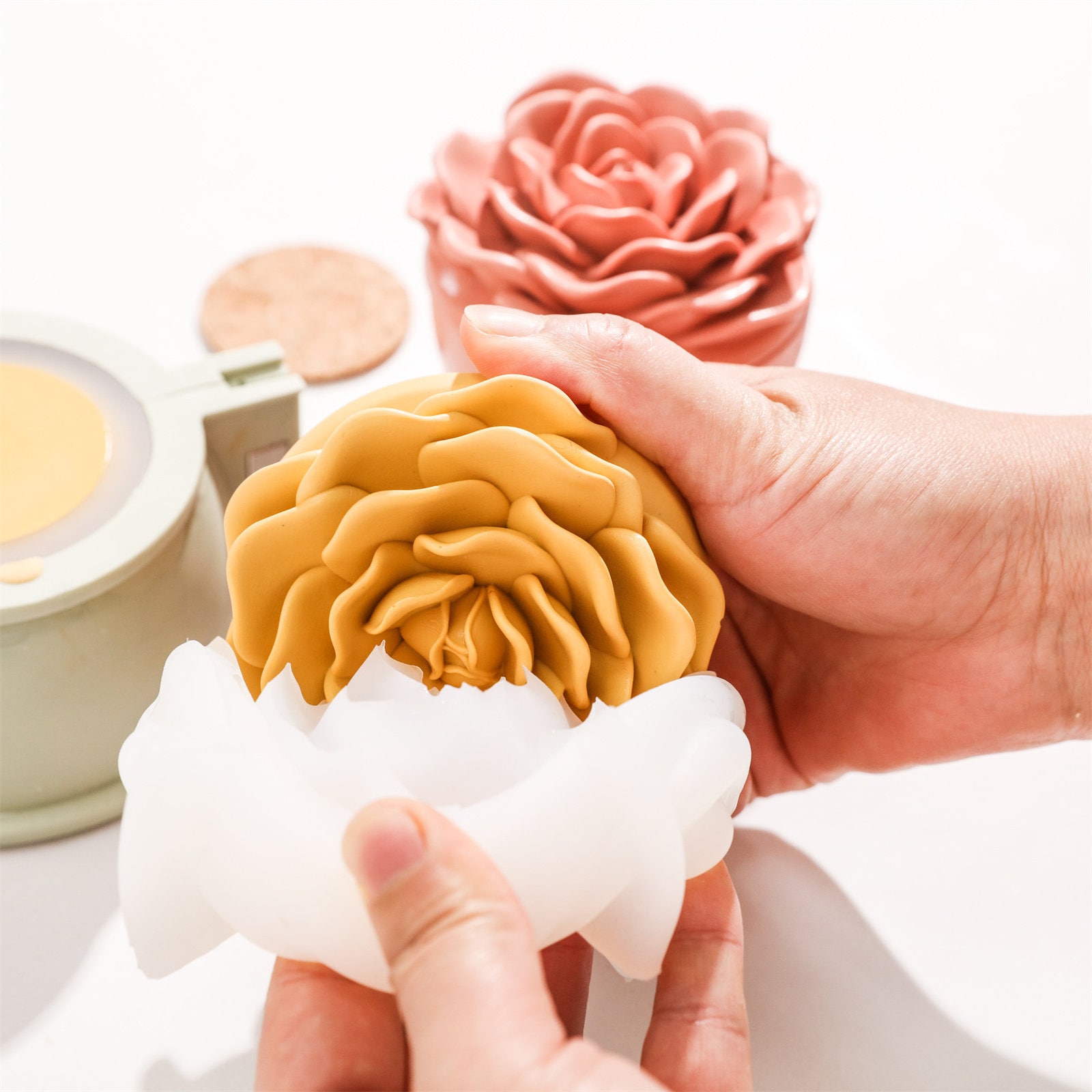 100ml/3.5oz Rose Flower Candle Vessel With Lid Silicone Concrete Mold ...