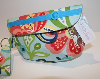 Quilted Wristlet Floral Quilted Wristlet Women's - Etsy