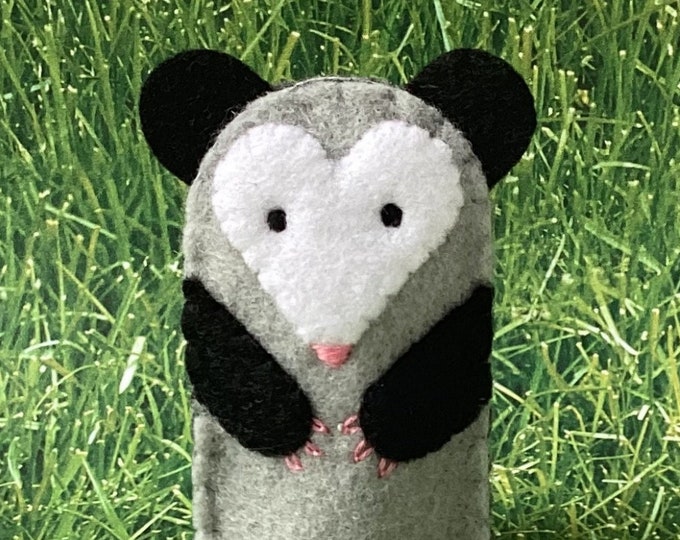 Opossum Finger Puppet - Possum Felt Puppet - Felt Finger Puppet Opossum ...