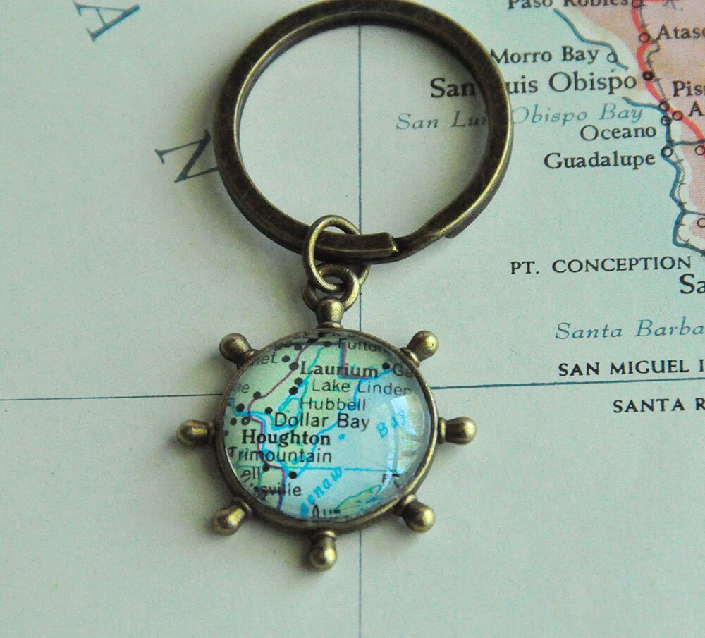 Map and Anchor Keychain You Choose the City | Etsy