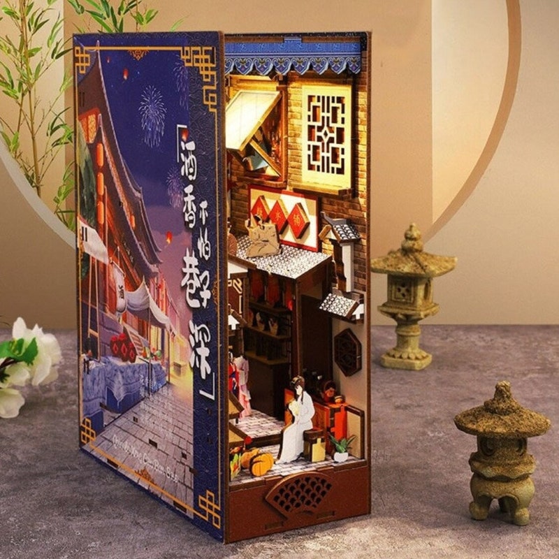 Bookshelf Alley - Etsy