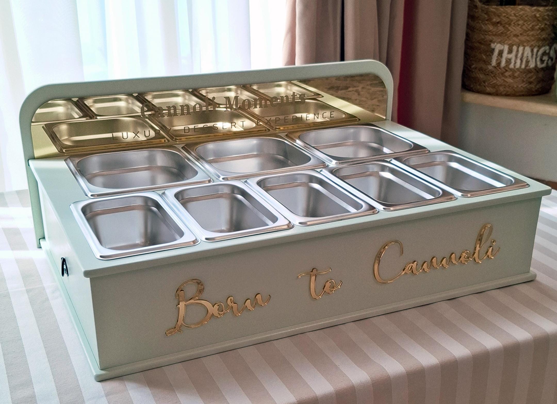 Pistachio Cannoli Box – Luxury Portable Dessert Station With Straps for ...