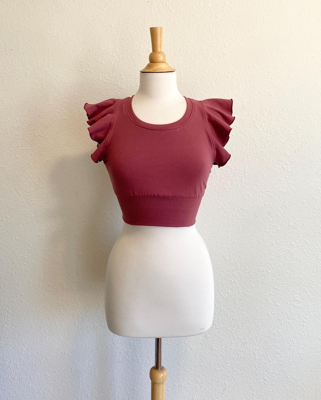 Flutter Sleeve Crop Top Women's Basic Cropped Tank With Banded Hem ...