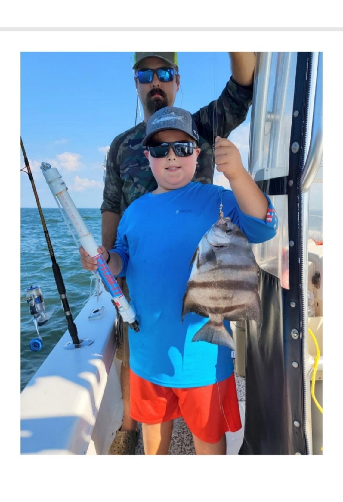 Chum It 16 Oz Submersible & Adjustable Liquid Chum Release Rate ...