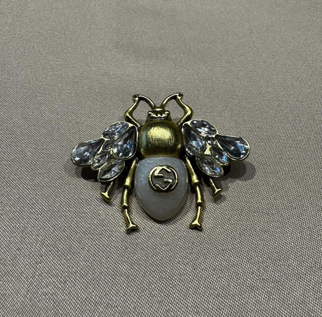 Gucci Vintage Wonderful Gold Tone Brooch With Stones Bee Vintage ...