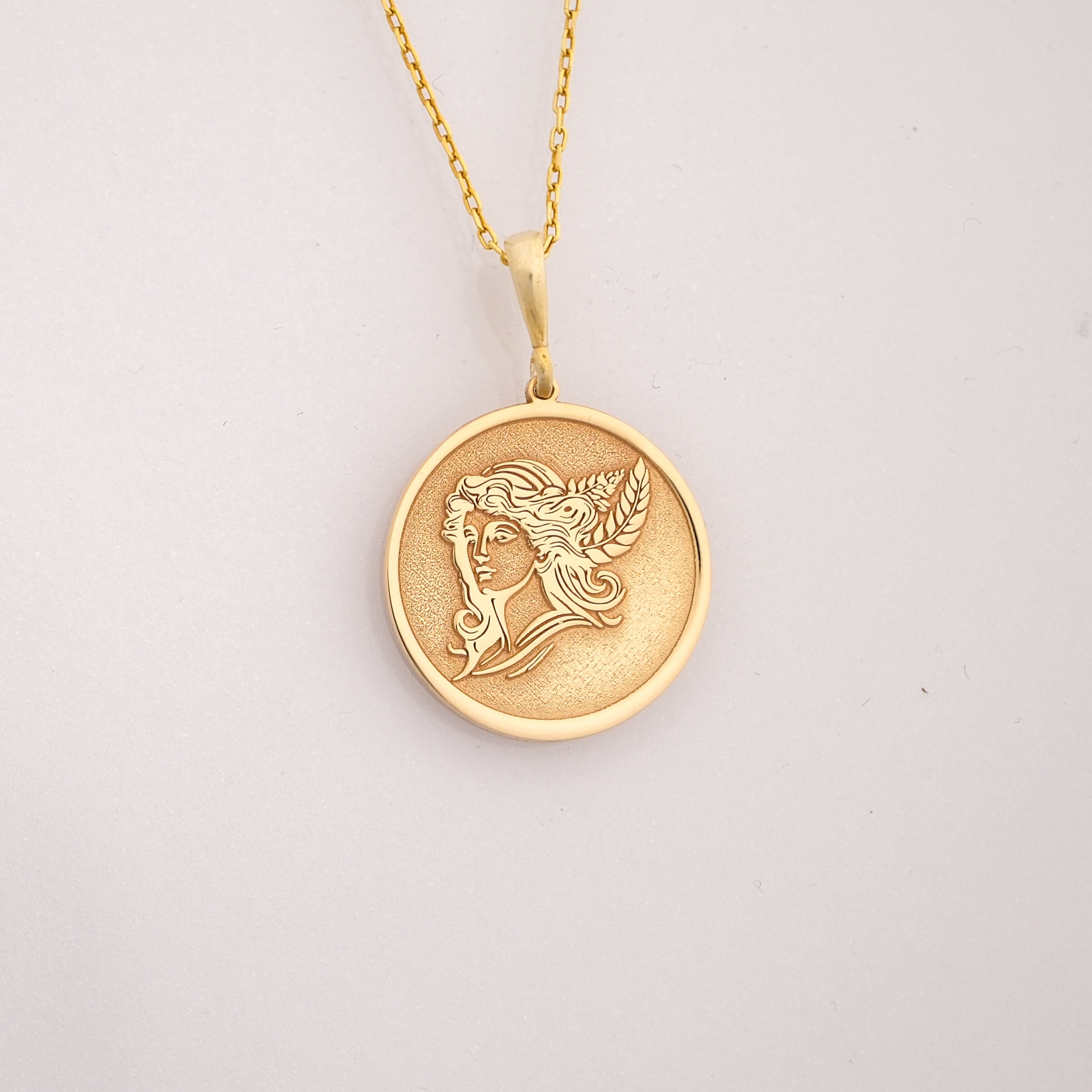 Embrace the Power of Hera, Queen of the Gods, With This Necklace ...
