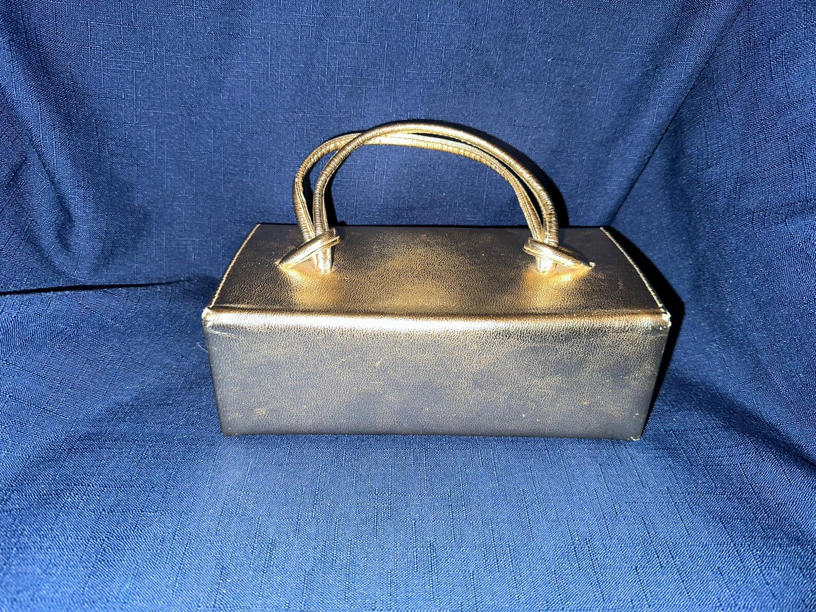 VINTAGE Gold Metallic Box Purse With Double Handle and Rosette Clasp - Etsy