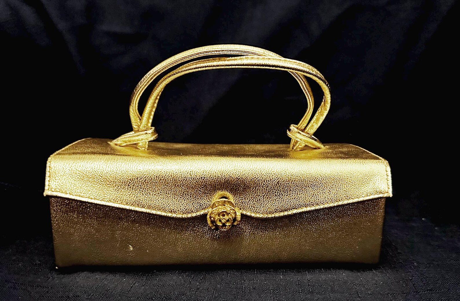 VINTAGE Gold Metallic Box Purse With Double Handle and Rosette Clasp - Etsy