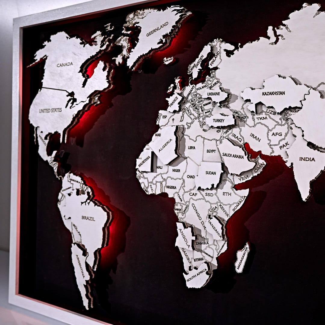 LED World Map Illuminated Wall Decor Map of the World Dark Wooden ...