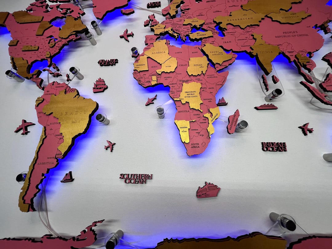 LED Illuminated Wooden World Map With Country Signatures, Office Decor ...